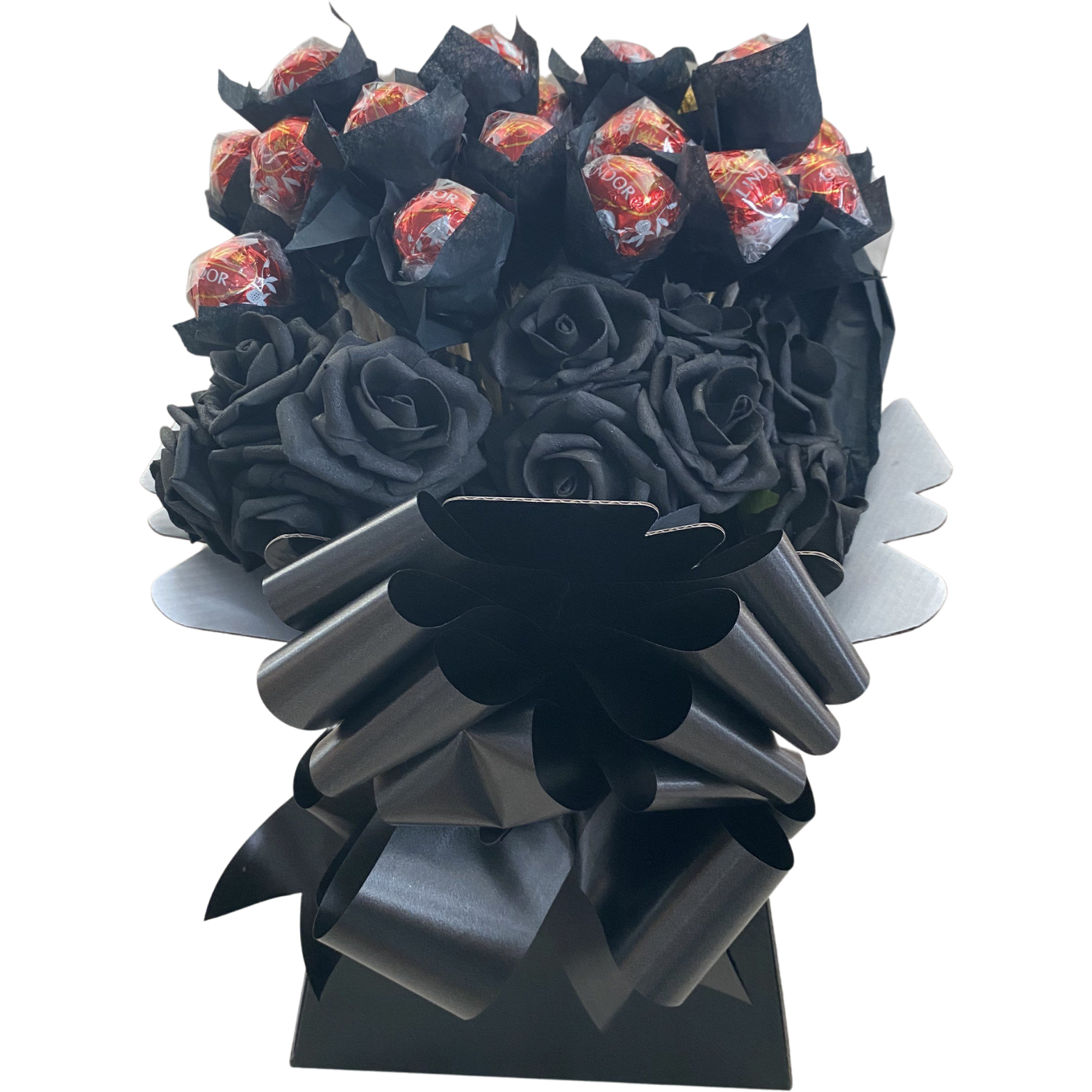 Lindt Lindor & Roses Bouquet – Goat Gifts